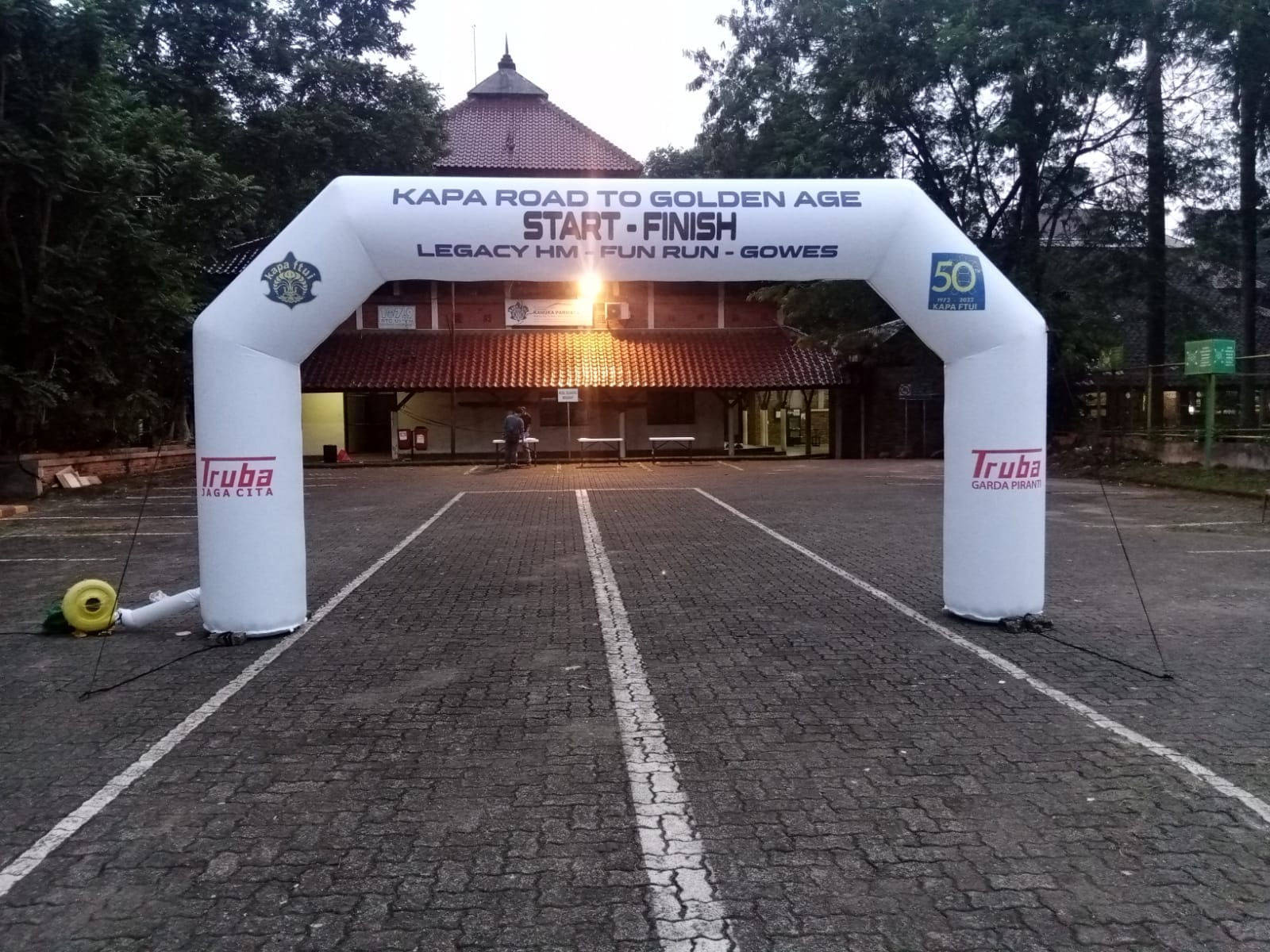 Balon Gate, Penggunaan Efektif dalam Kampanye Promosi - Workers Forum